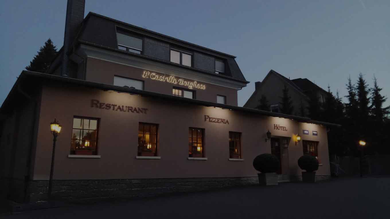 Hôtel Restaurant Pizzeria Castello Borghese